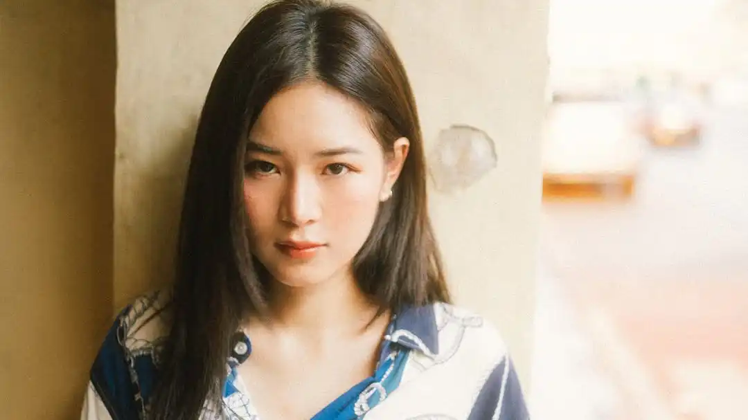 Quem é Apple Lapisara? A Atriz Que Vai Brilhar em 4 Elements - No Mundinho do GL